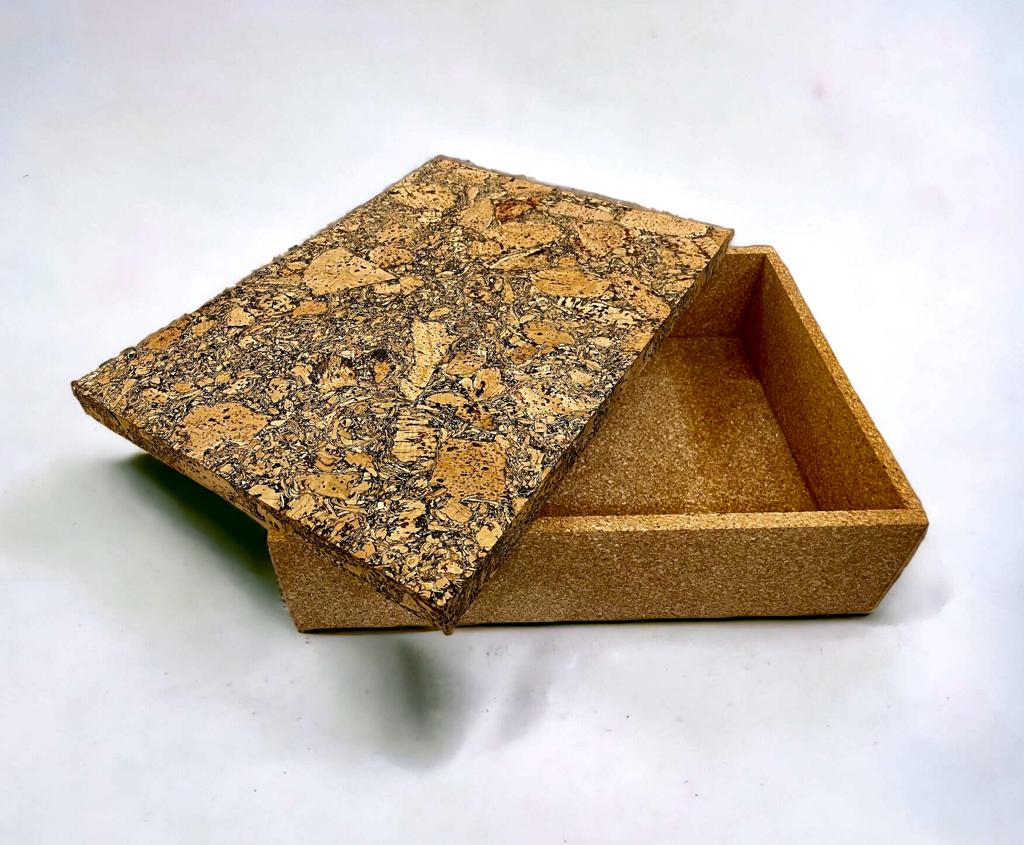 ECO FRIENDLY CORK BOX | Revolusis Instore